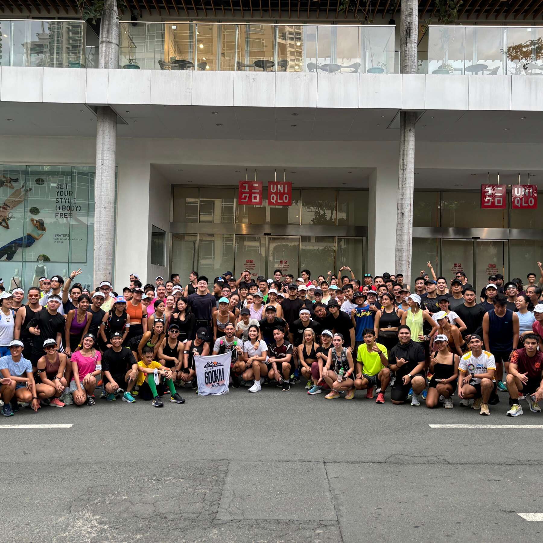 Meet the Expat Community in the Philippines - Find Jobs, Forums & Events